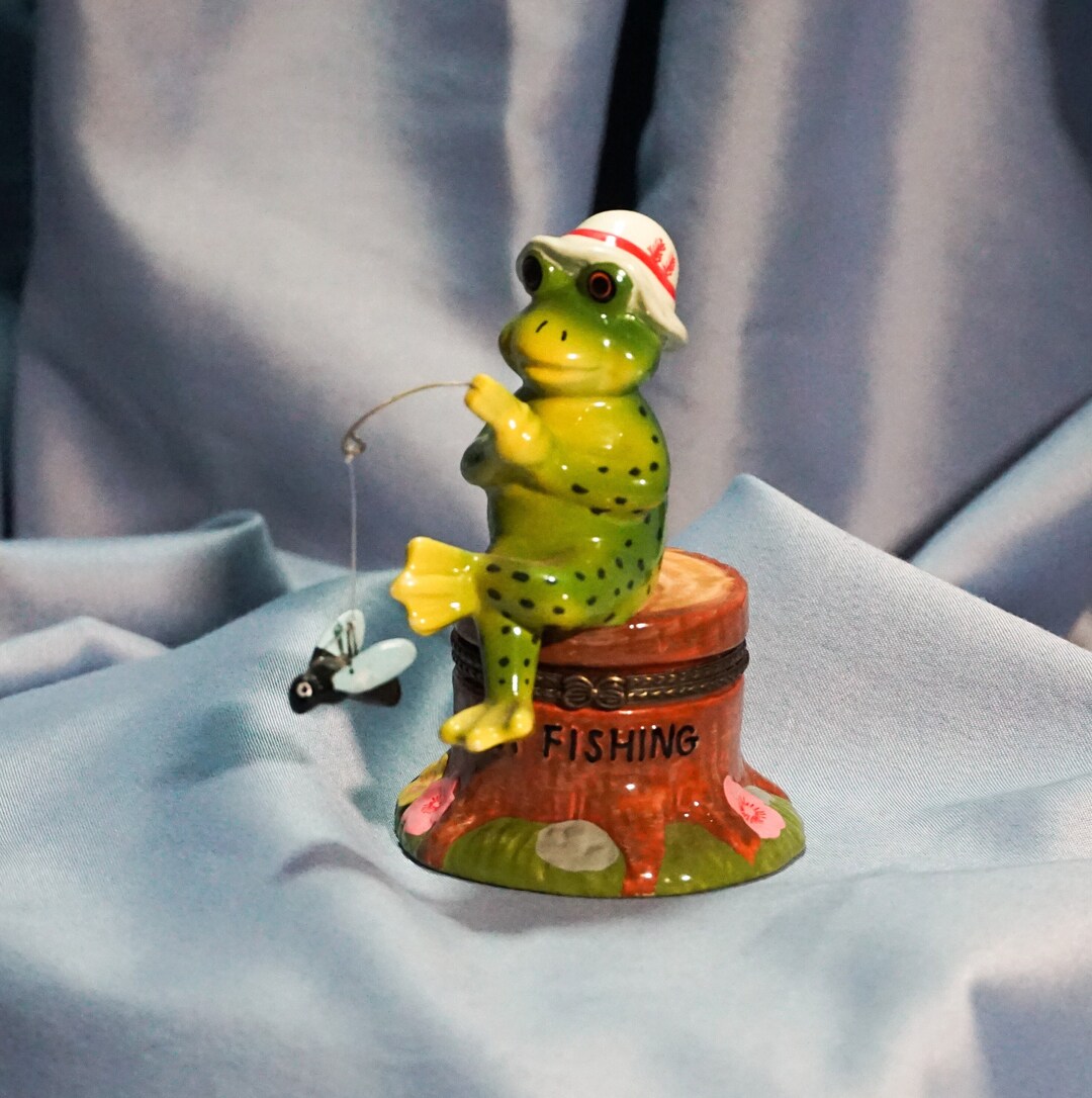 Froggy Goes Fishing Hinged Trinket Box, Hand Painted With Fishing Rod ...