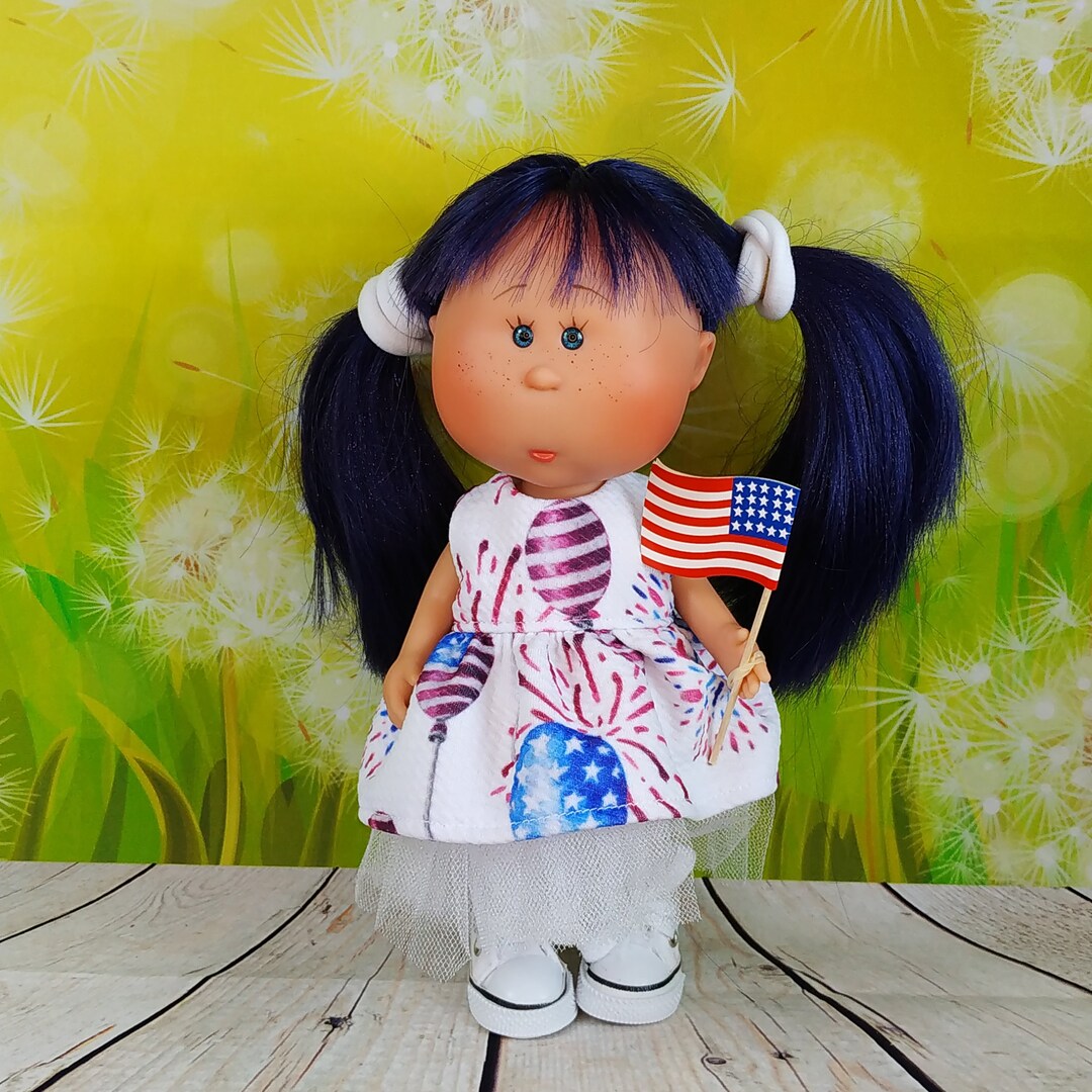 Mini Doll Mia 9'' Dressed Girl From Nines D'onil - Etsy