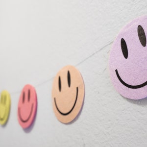 Smiley Felt Garland, Kids Smiley Banner, Childrens Bedroom Banner ...
