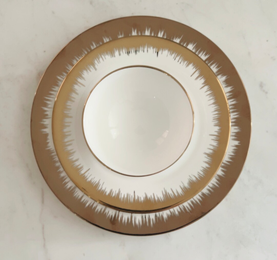 12-piece Dinnerware Set in White With Gold Rims - Etsy