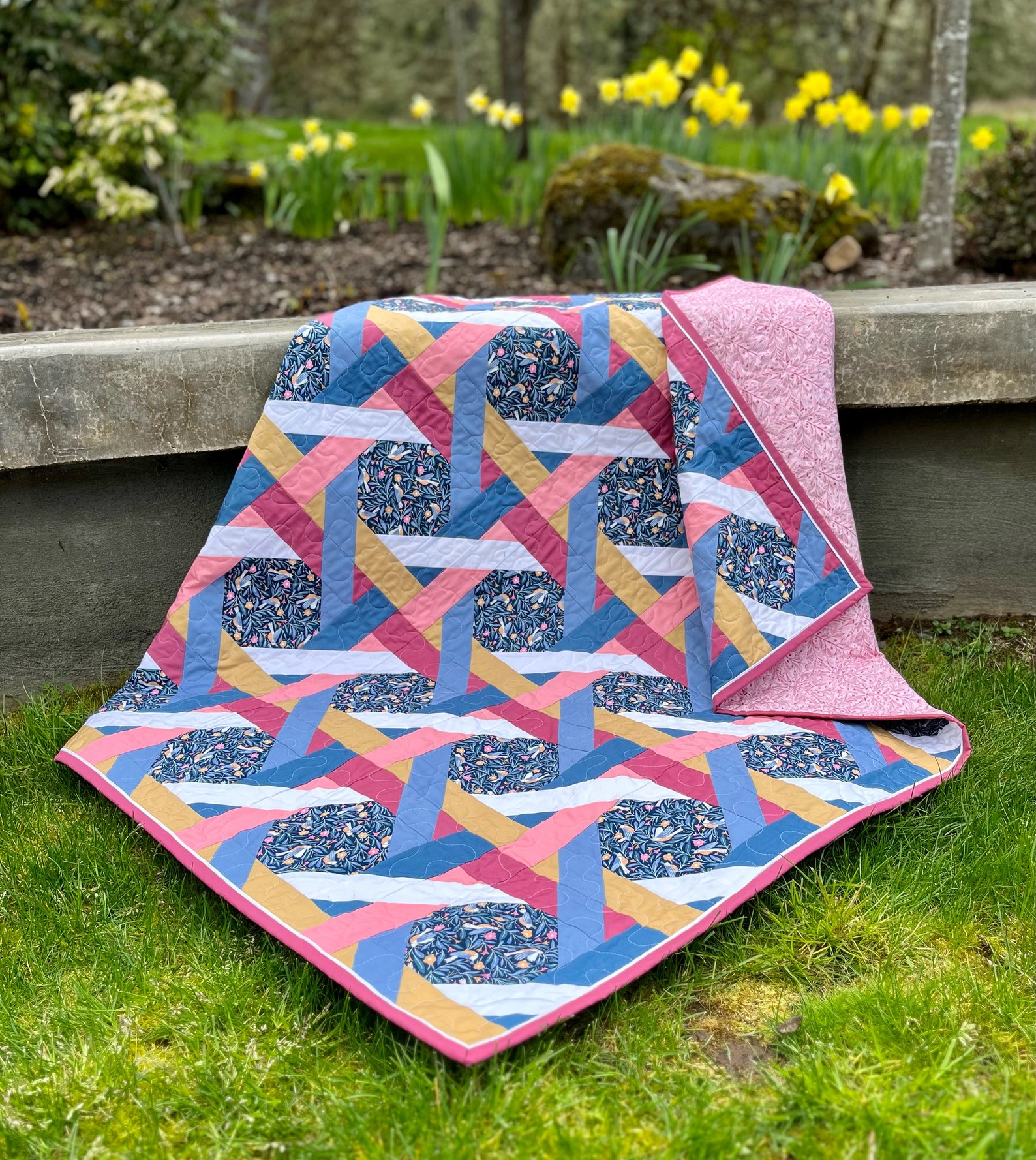 Fresh & Floral Throw Quilt - Etsy