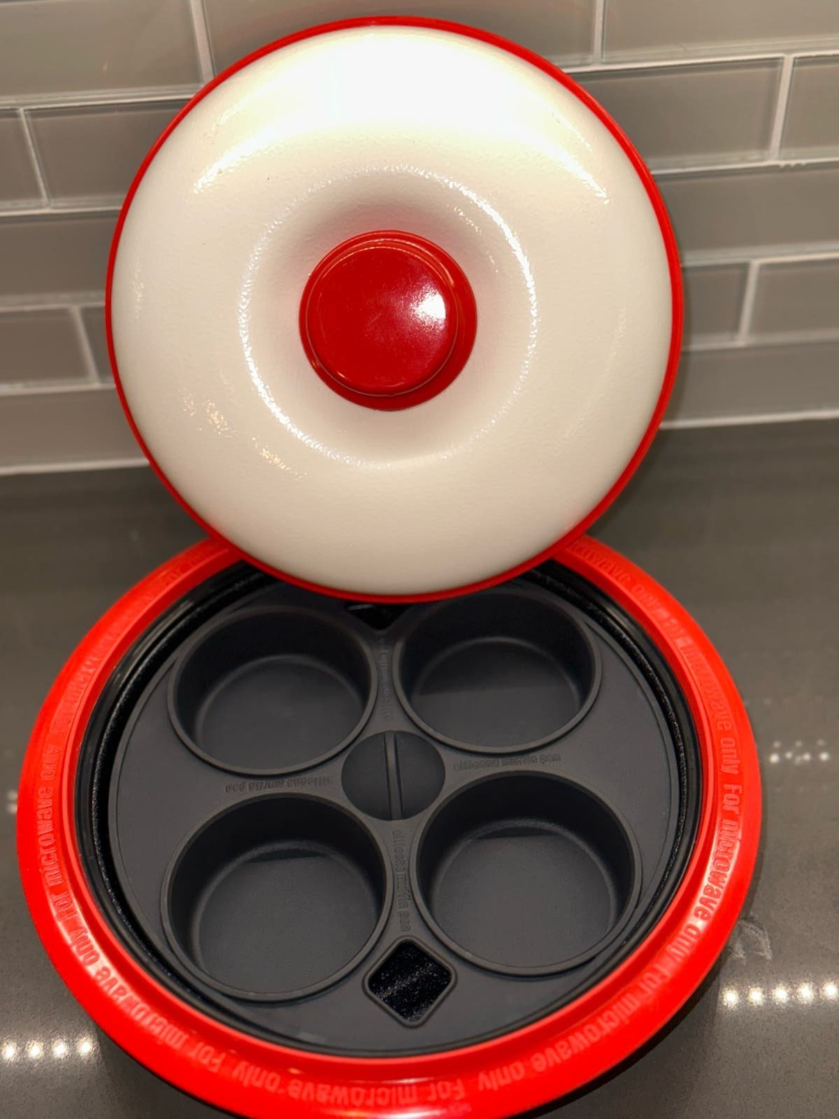 Rangemate Red Multi Cooker Microwave Silicone Grill Steam Plate ...