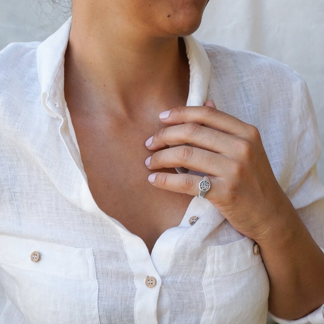 Antique Silver Floral Stamp Signet Ring, Boho Simple Chevalier Ring ...