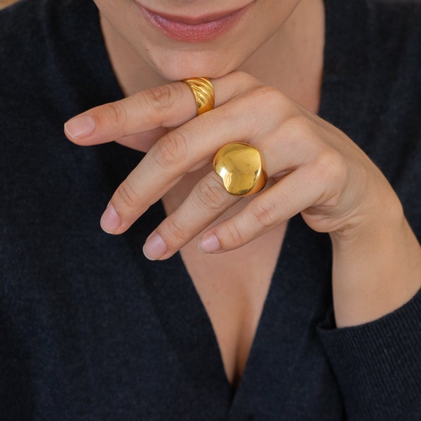 Big Gold Ring - Etsy