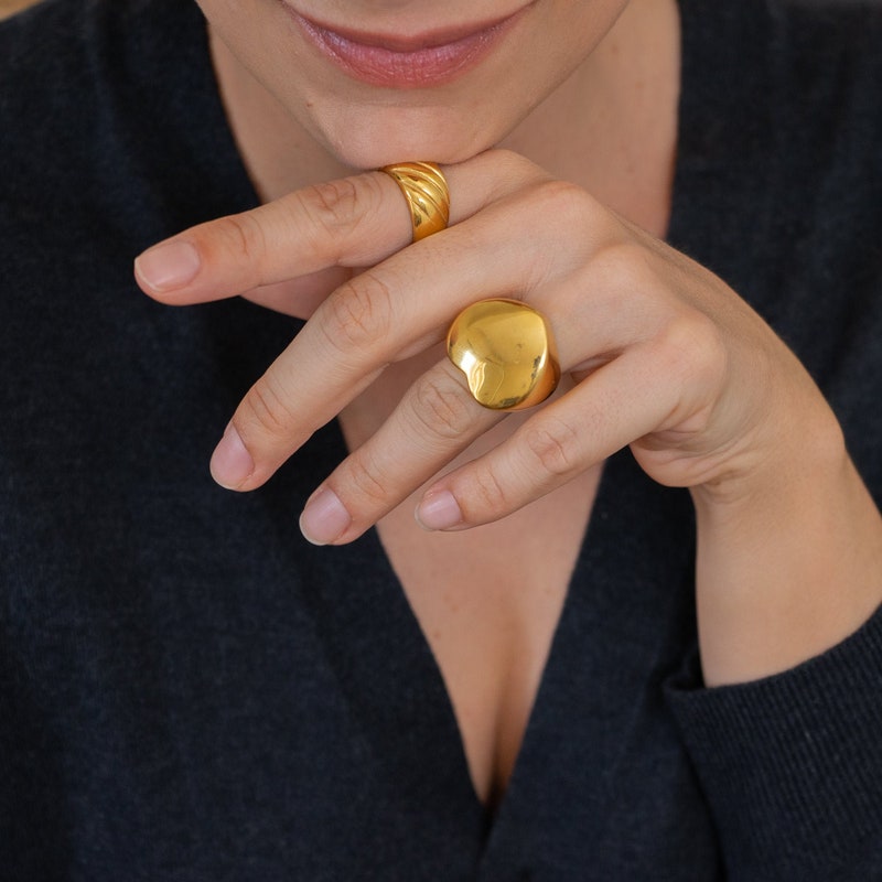 Big Gold Ring - Etsy