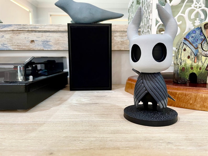 Hollow Knight Painted Controller Holder - Etsy Australia