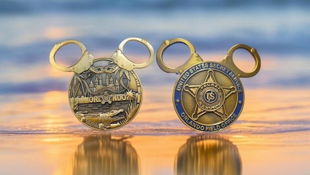 WDW Orlando USSS Secret Service Handcuff Coins, Mickey Mouse Clubhouse ...