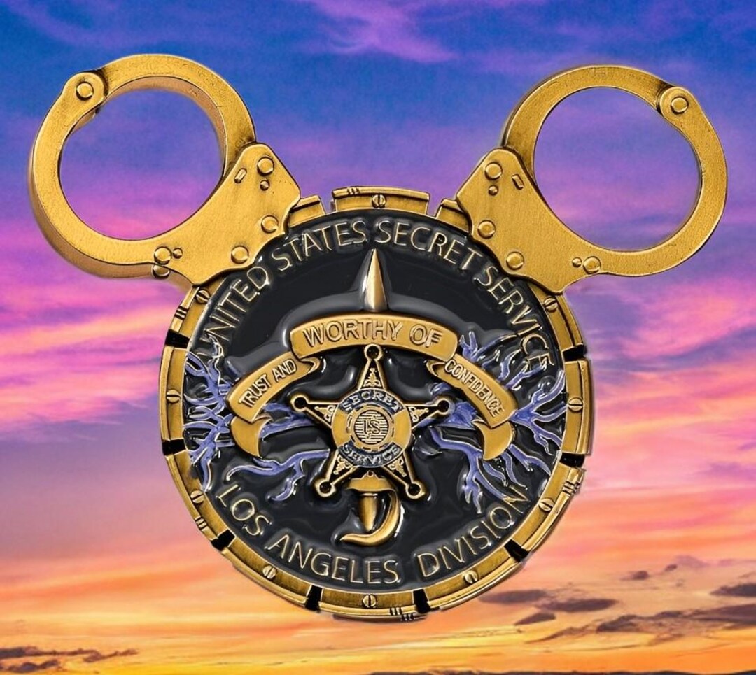 Walt Disney Mickey Ears Antique Gold Handcuff Challenge Coins U.S ...