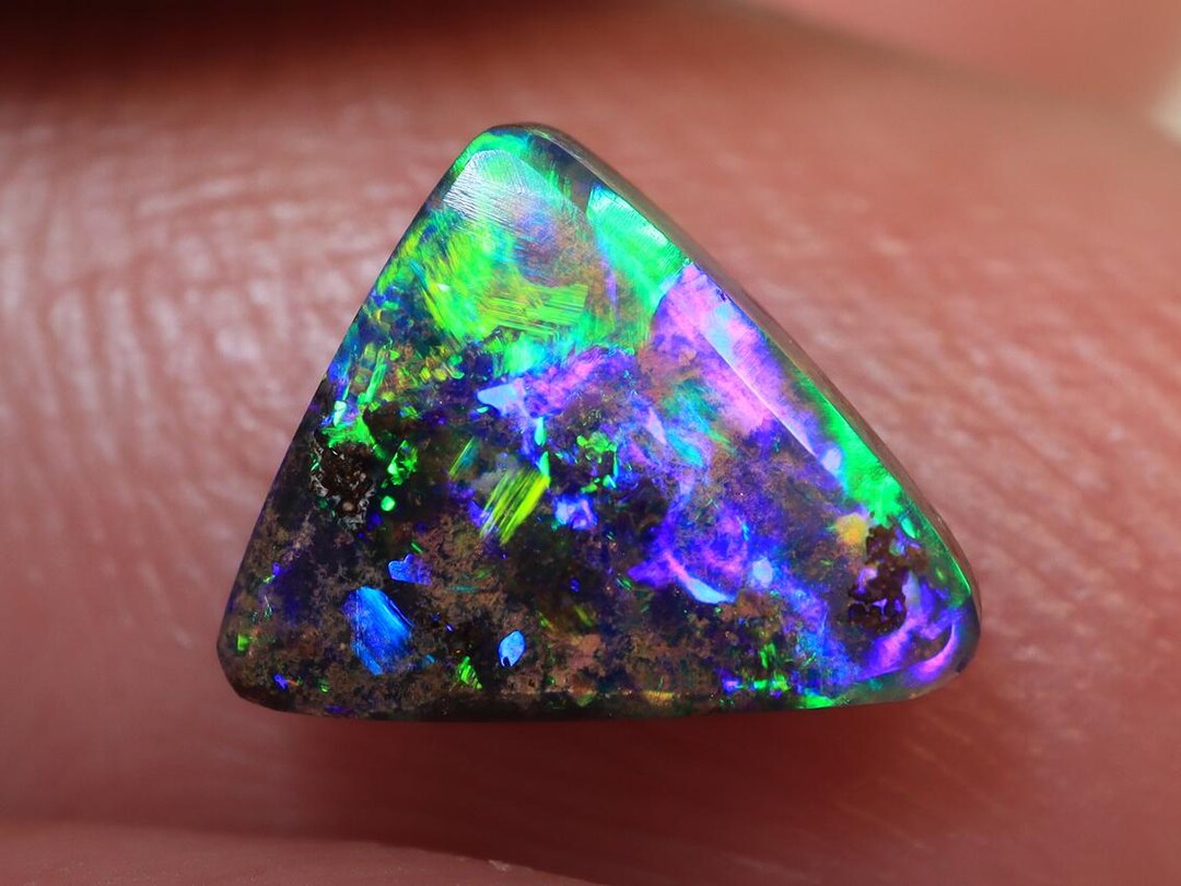 0.90 Ct. Winton Boulder Multi Colour Crystal Opal TOG-984 - Etsy