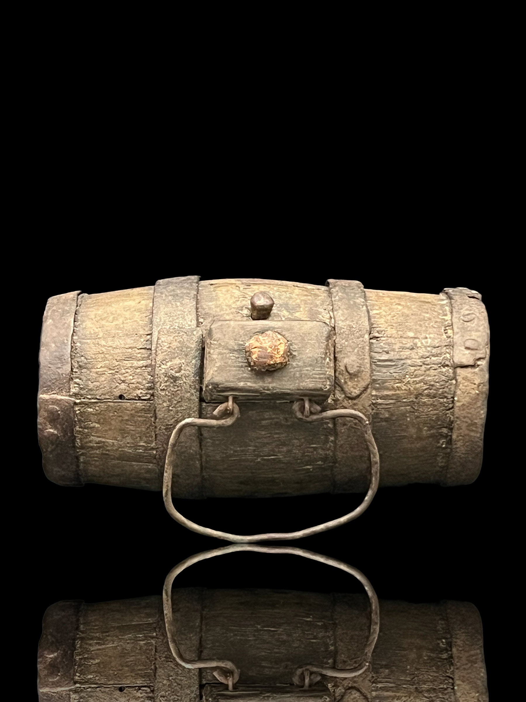 Antique Napoleonic 18th-century Military Oak Powder Barrel for Cannons ...