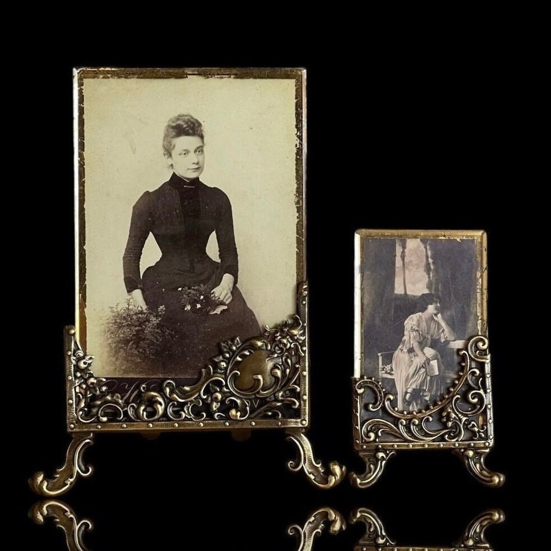 Antique Picture Frames in louis XV Style, Set of Two Late Victorian ...