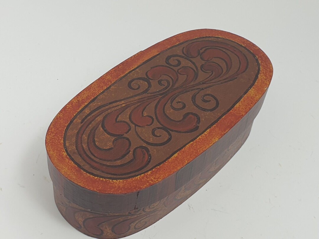 Antique Chip Boxes Chip Boxes Hand-painted Oval Vintage Good Condition ...