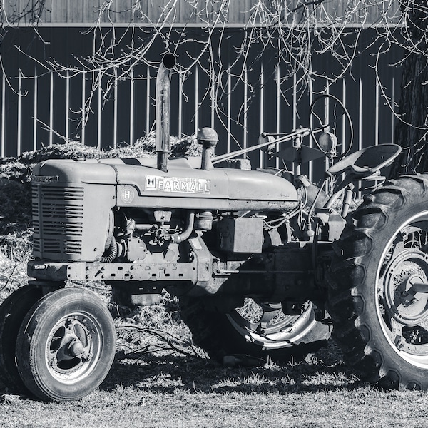 Old Black and White Tractor - Etsy