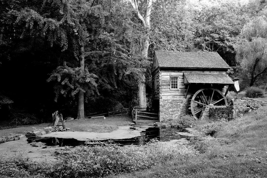 Rustic Cabin With Water Wheel, Pennsylvania, Cuttalossa, Farmhouse ...