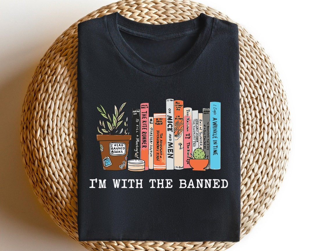 I'm With the Banned Books T-shirt, Librarian Gift - Etsy