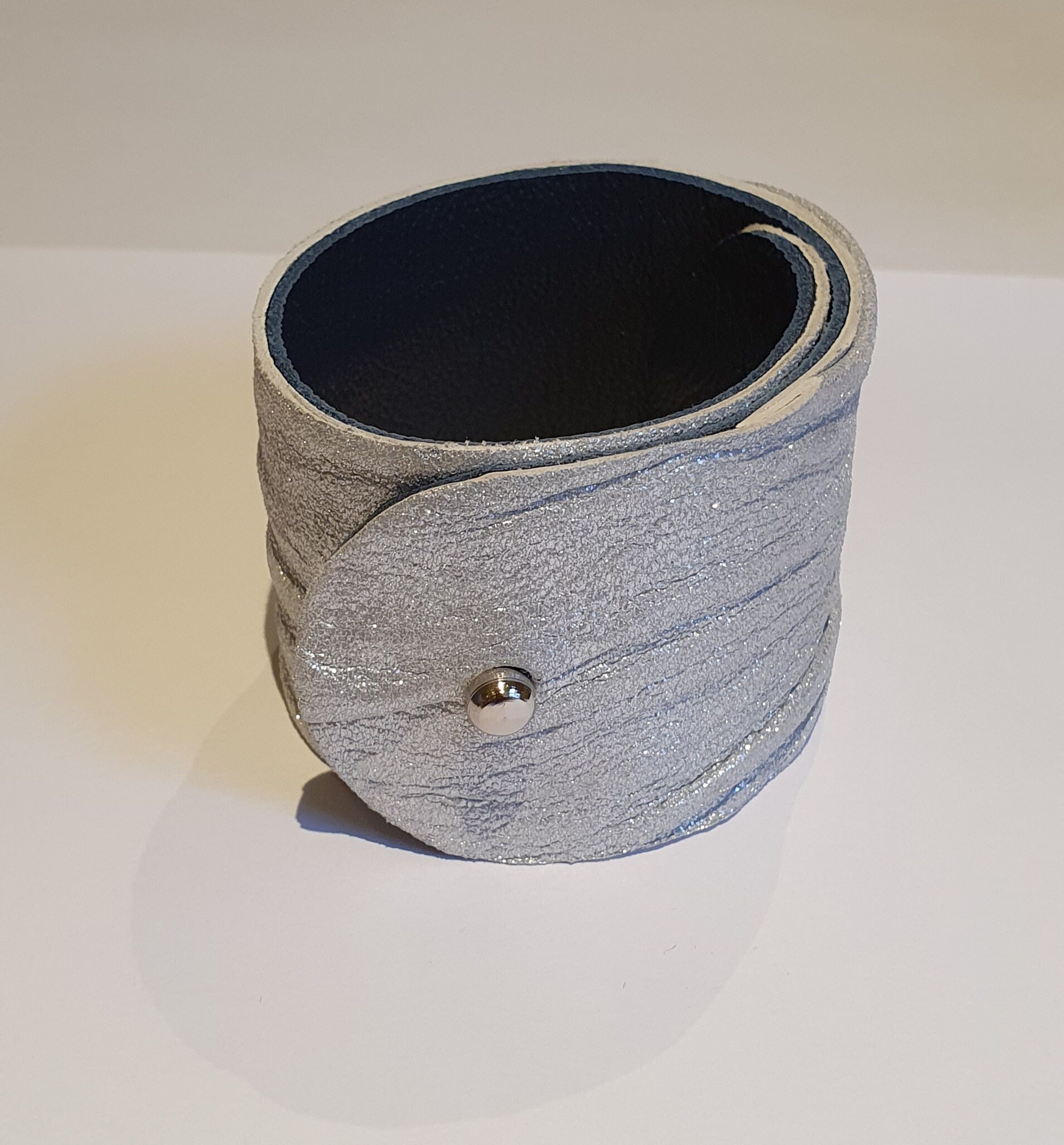 Venus Handmade Leather Cuff Bracelet - Metallic Silver - Etsy UK