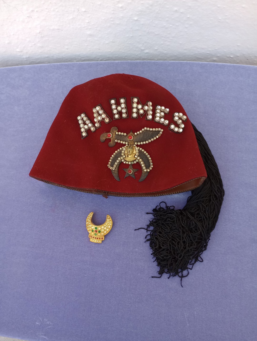 Masonic Shriners Crescent Aahmes Bejeweled With Jeweled Brooch (costume ...