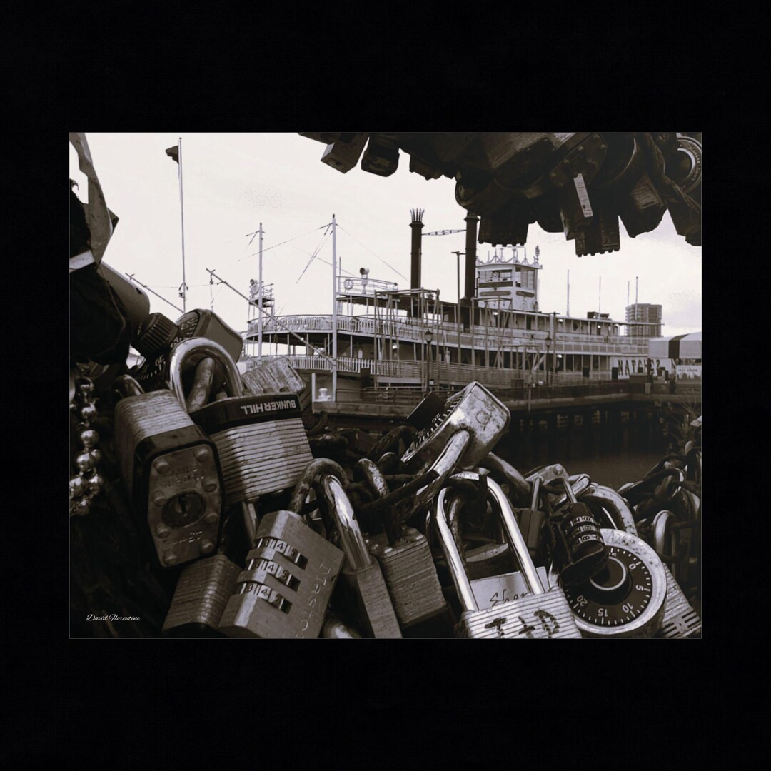 Steamboat Natchez Captured Through the Love Locks - Etsy