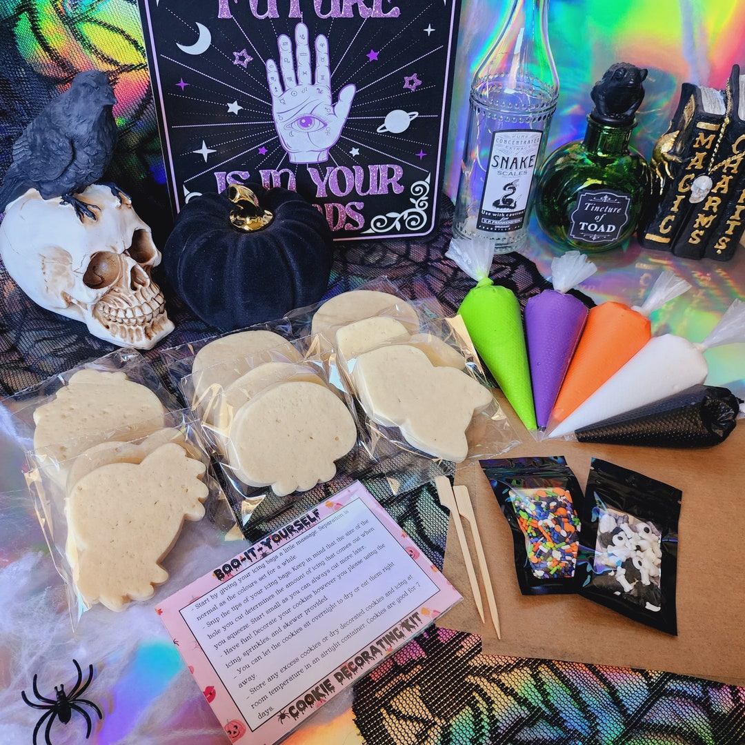 Boo-it-yourself | DIY Halloween Cookie Decorating Kit - 12 Cookies - Etsy