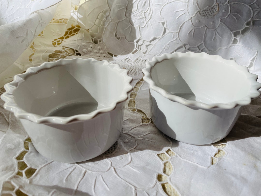 Chantal Scalloped Rim White Ramekins, Mini Soufflé Baking Dishes, Set ...
