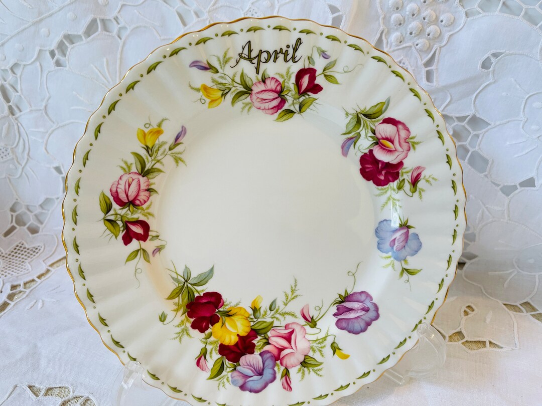 Royal Albert April Sweet Pea Breakfast or Salad Plate, Flower of the ...