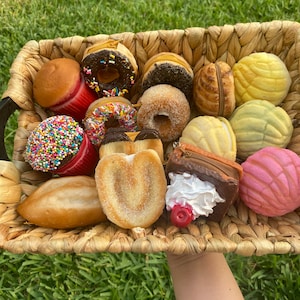 Mexican Pan Dulce Coin Bag Keychains, Gift Idea, Cute Coin Bags, Sweet ...