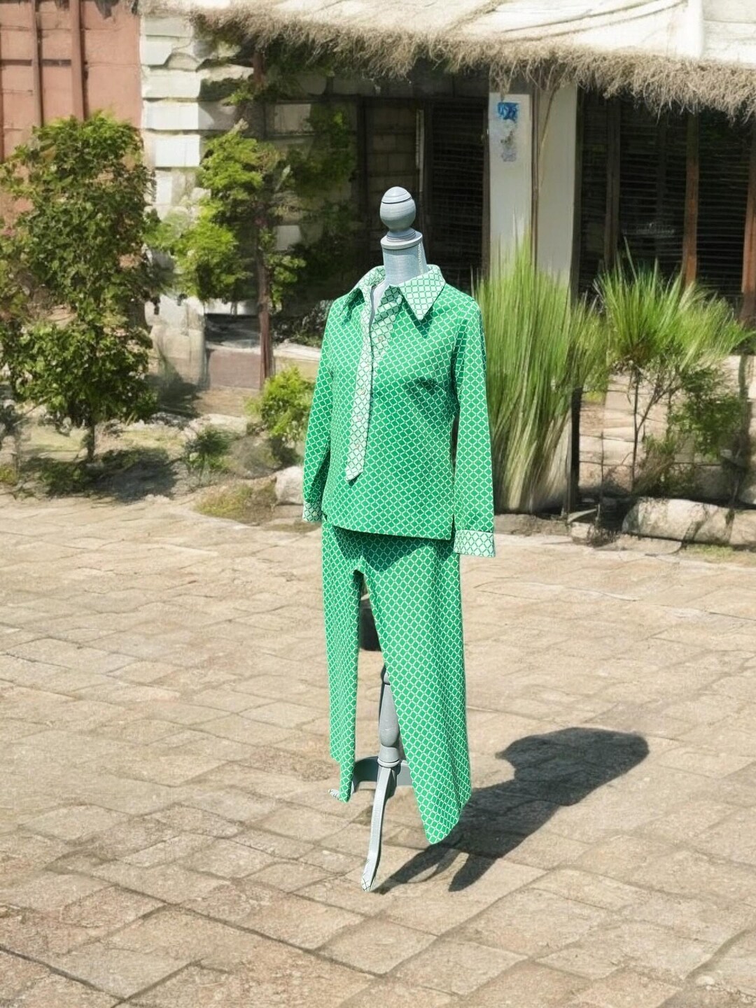 70s Vintage Green and White Abstract Print Two-piece Pant Suit, Groovy ...