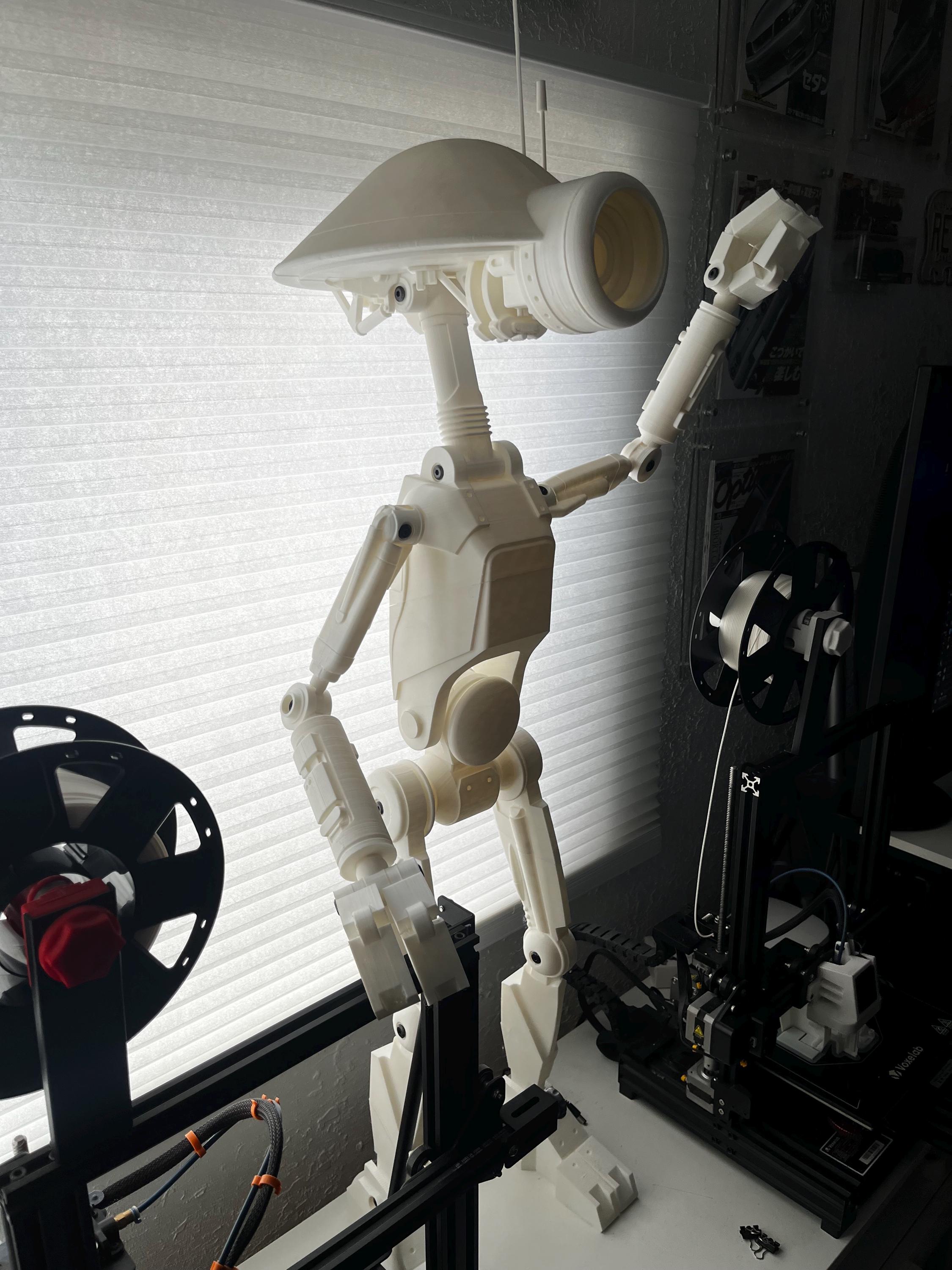 1:1 Full Size Scale STAR WARS Pit Droid, Fully Posable Droid Prop - Etsy