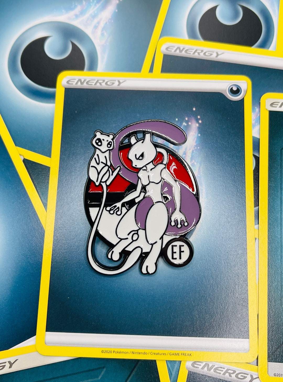 Mewtwo and Mew Pokemon Enamel Pin Cute Lapel Pin Brooch Jewelry Cartoon ...