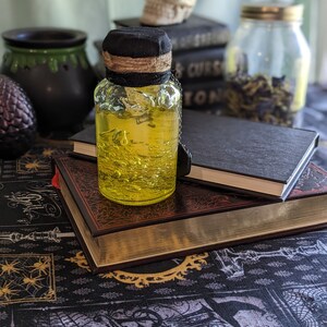 Frog Slime| Magic Potion Bottle| Apothecary Jar| Halloween Prop ...