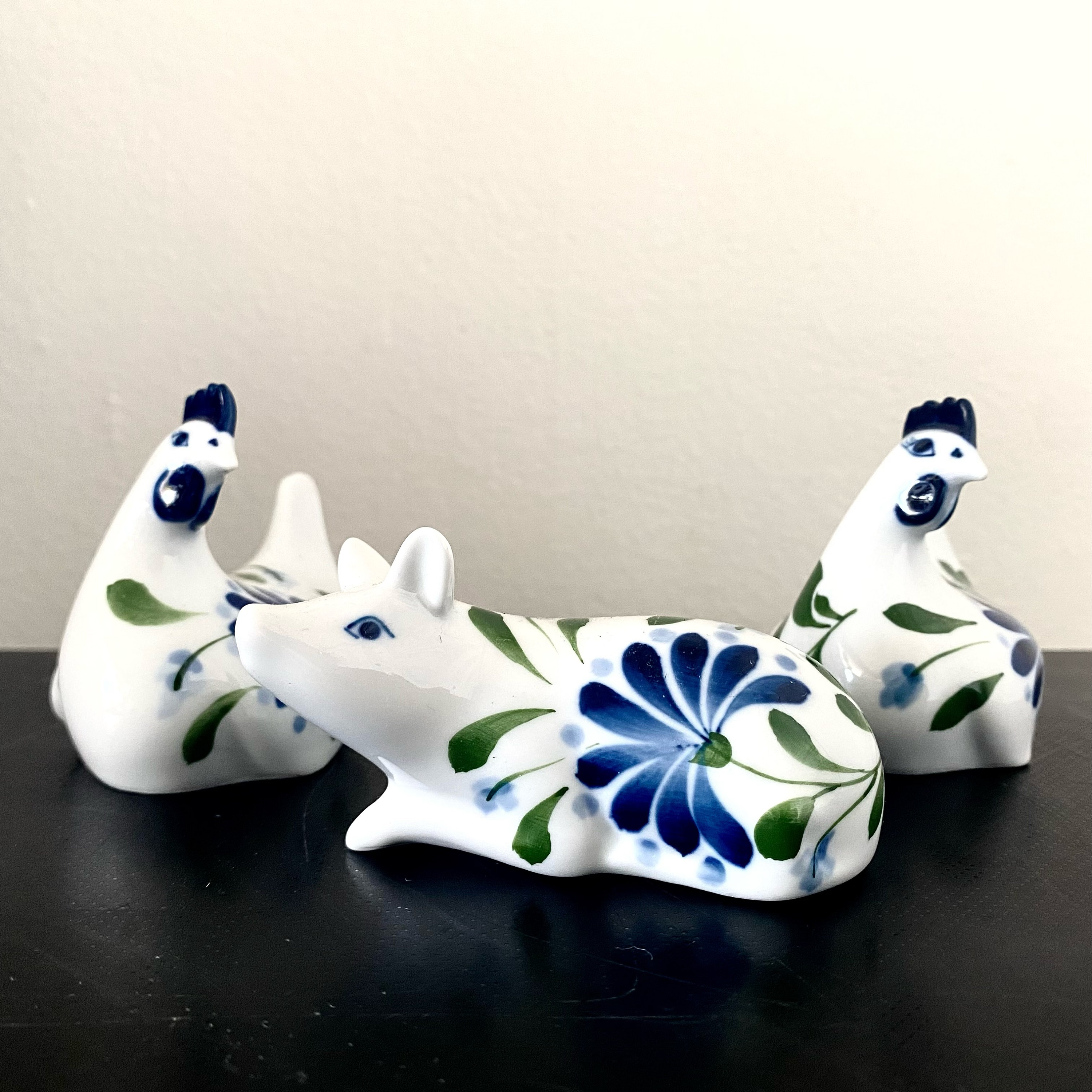 MCM Vintage Dansk sage Song Pig & Chickens Animal Figurines With Blue ...