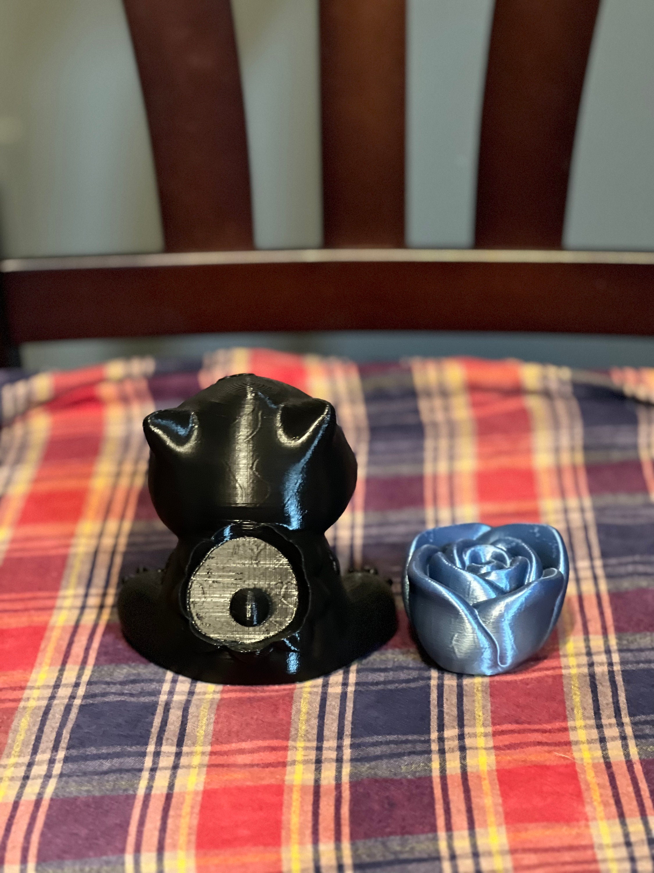 Black Rose Bulbasaur - Etsy