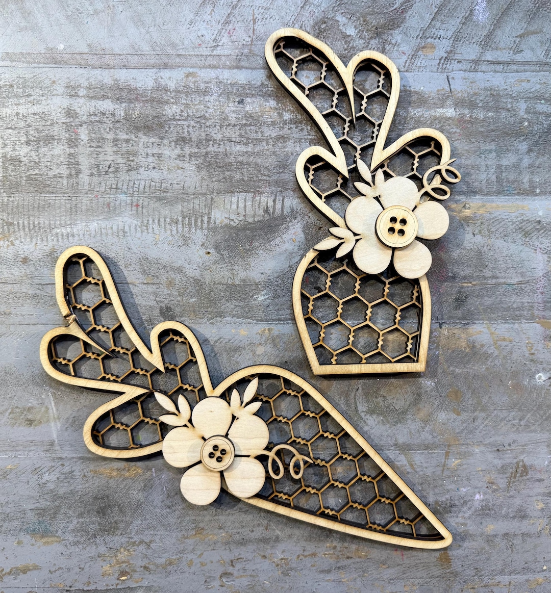 Set of Two Chicken Wire Carrot Leaner Home Decor DIY Wood Cut Out Kit ...