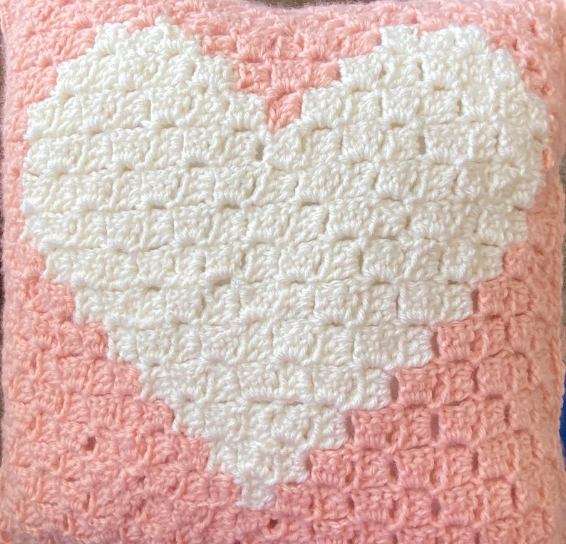 14 Inch Heart Pillow C2C Crochet Pattern, Homemade Projects and Crafts ...