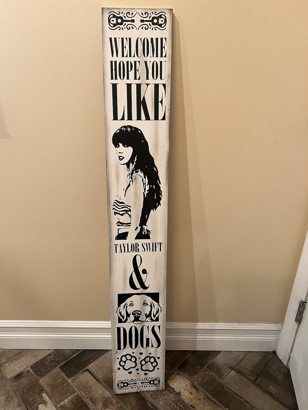 Taylor Swift Welcome Swifties Signs - Etsy