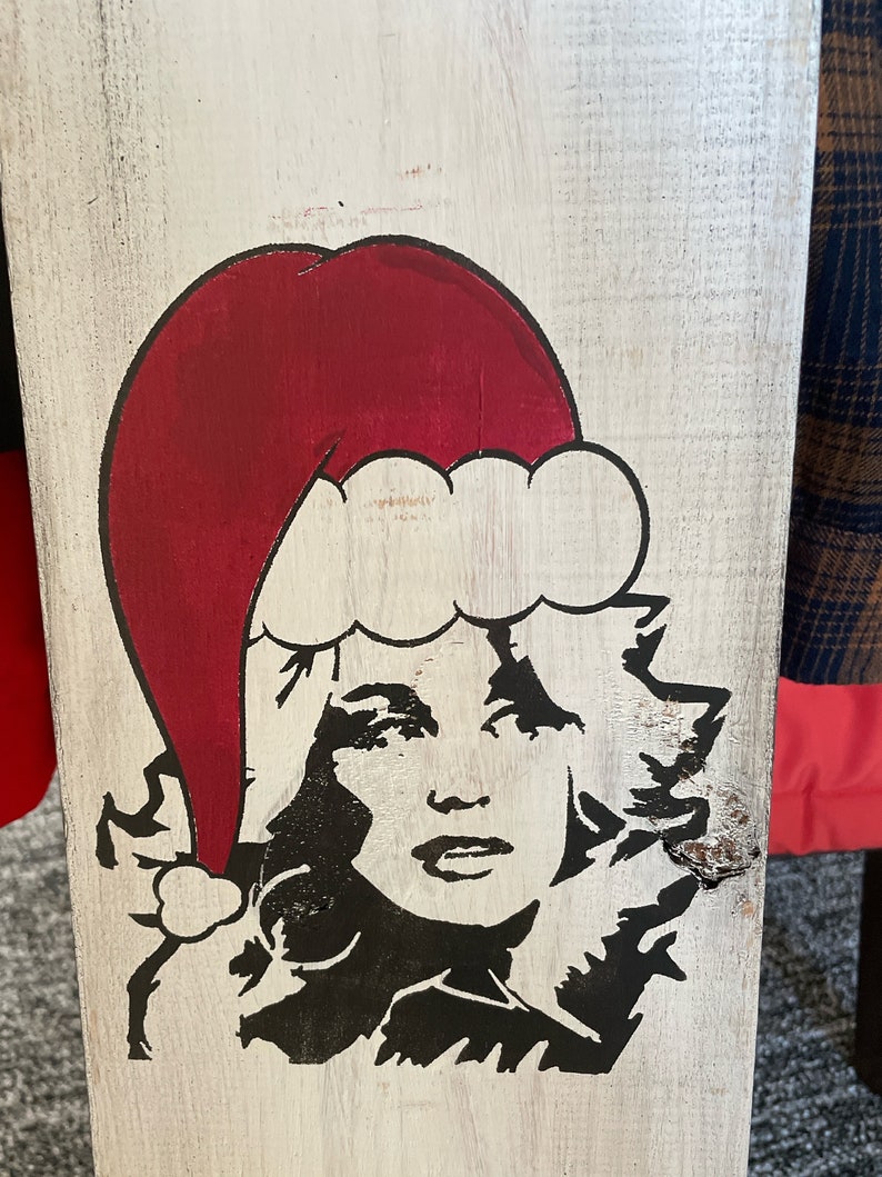 Dolly Parton have A Holly Dolly Christmas Welcome Sign - Etsy