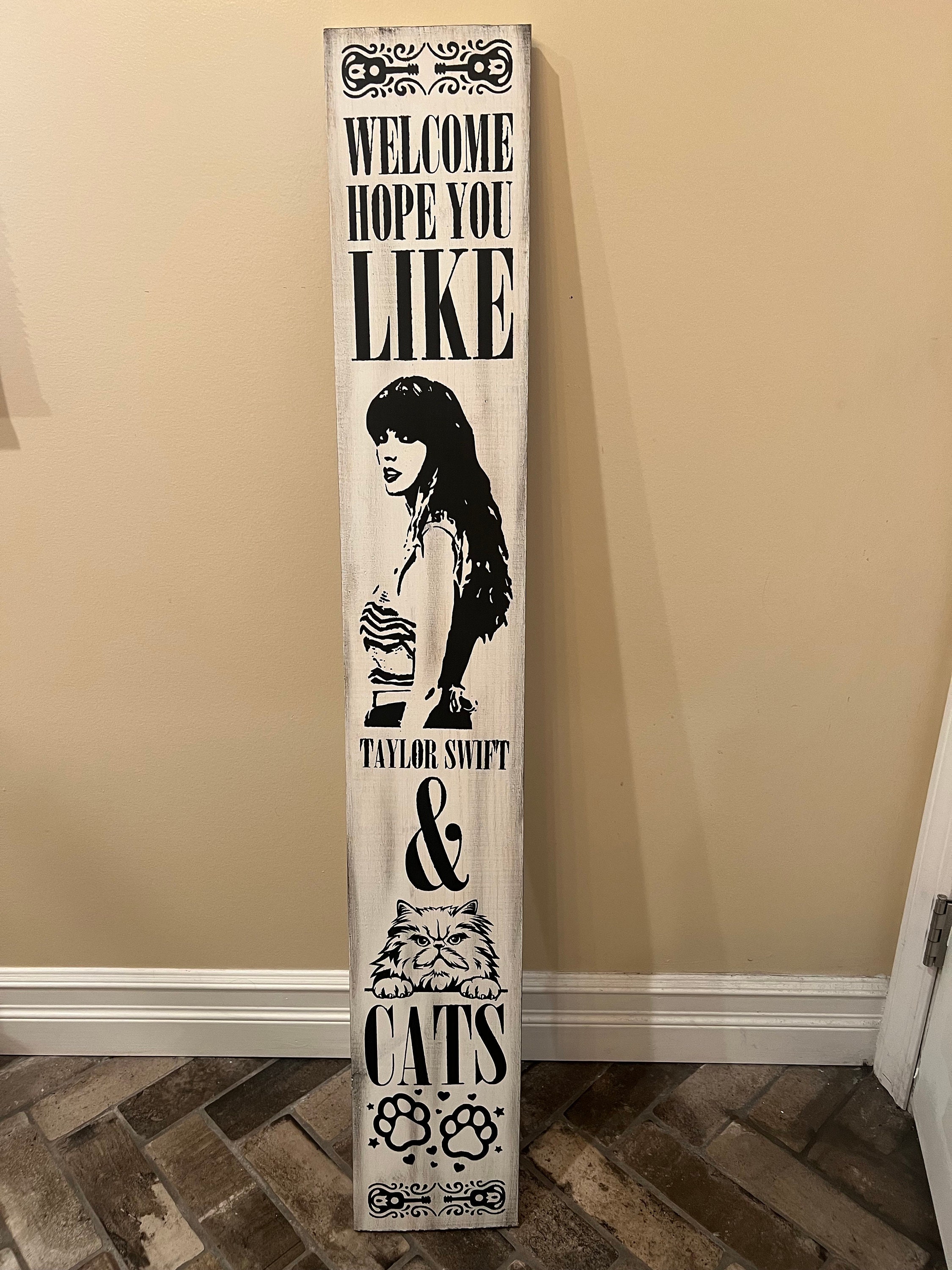 Taylor Swift Welcome Swifties Signs - Etsy