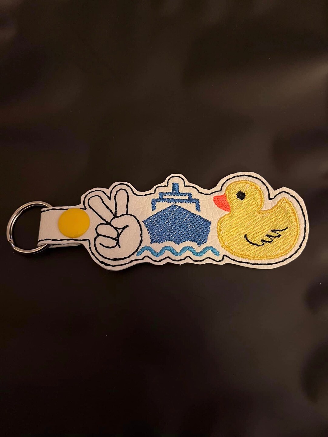 Peace Cruise Duck Keychain - Etsy