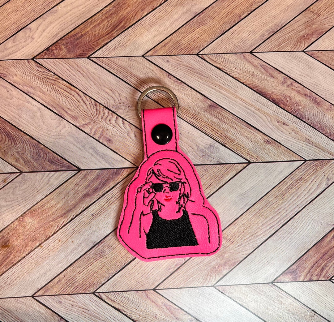 Taylor Keychain - Etsy