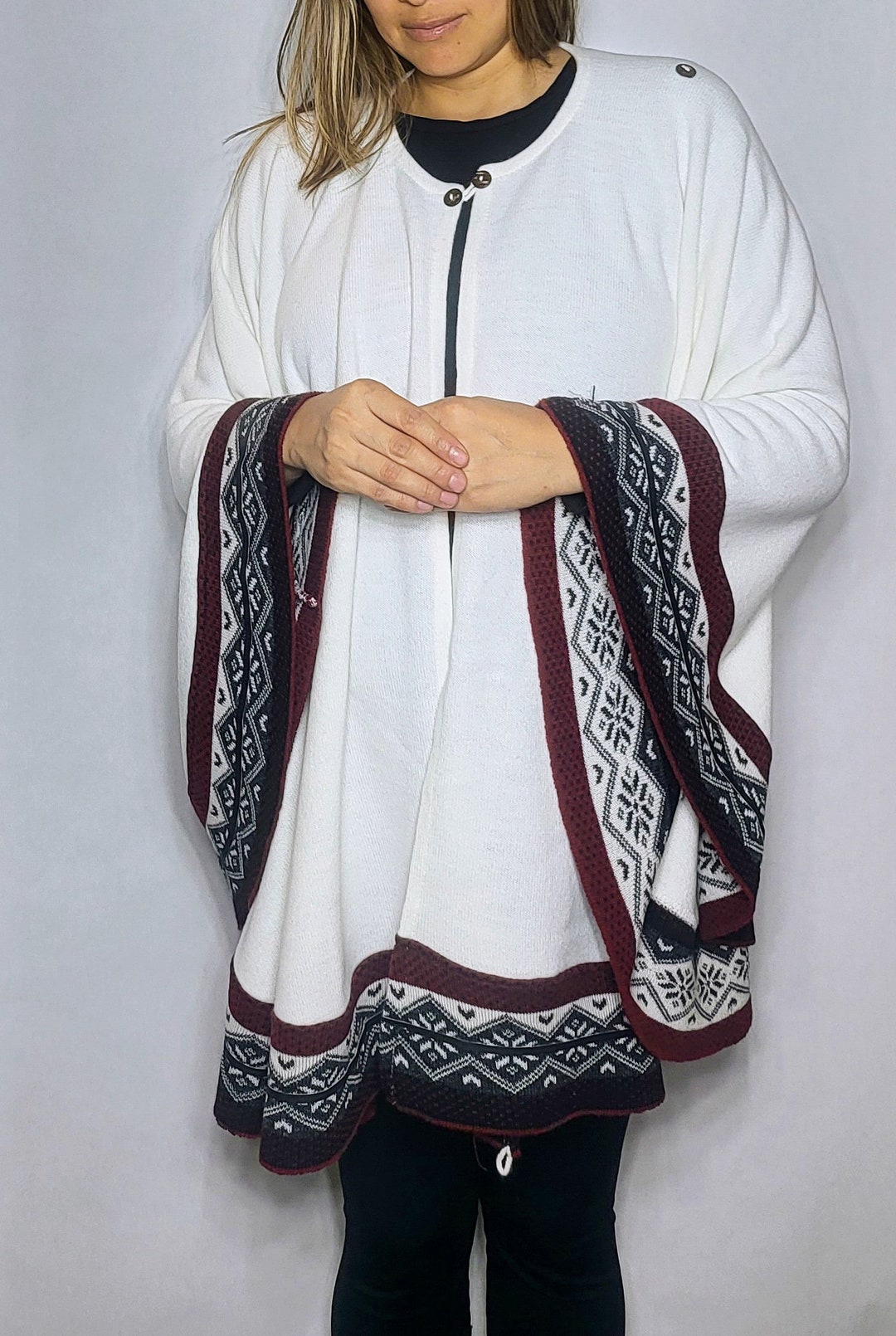 Hand Made Cashmere Wool Female Poncho. Handcrafted by Indigenous Hands ...