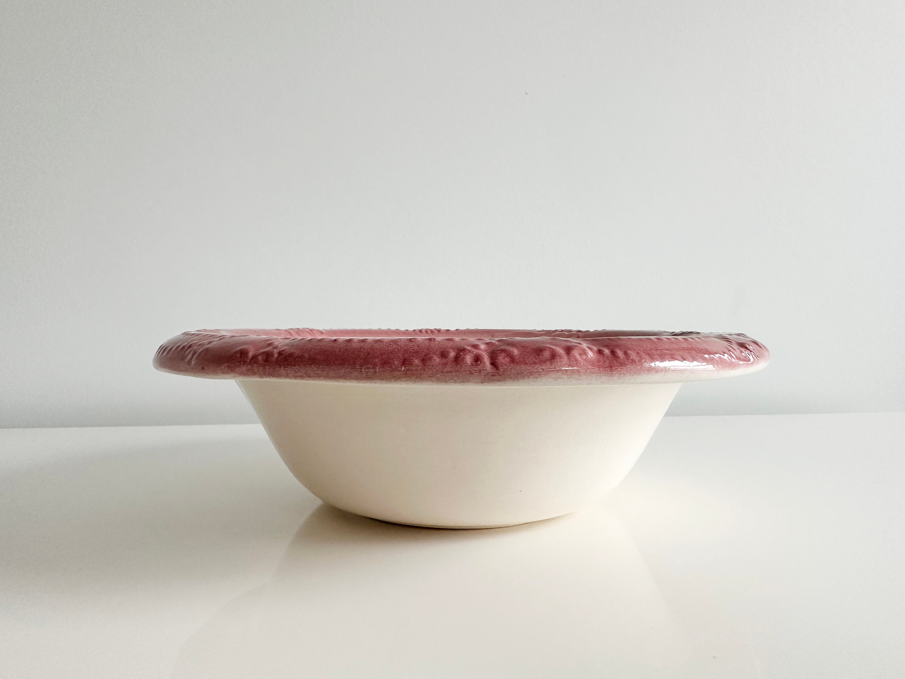 Victorian-style Ironstone Wash Basin Pink & Ivory Bowl Vintage - Etsy