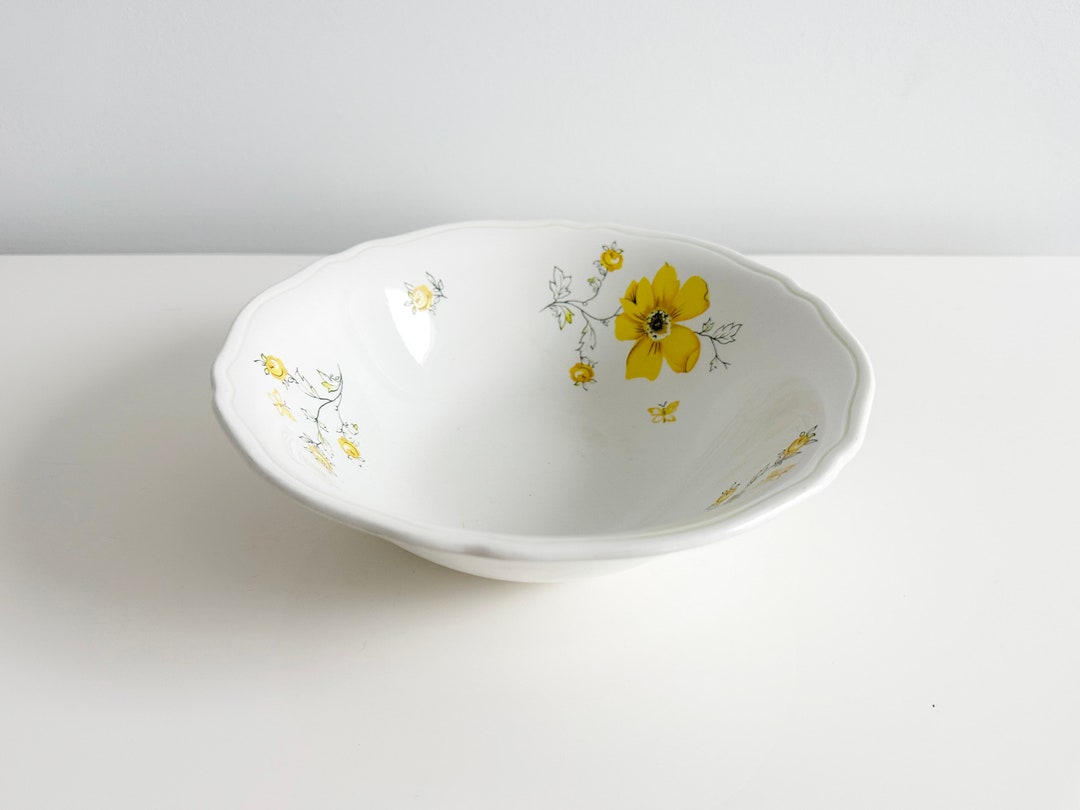 Caroline Yellow & White Enoch Wedgwood Floral 9 Vegetable Serving Bowl ...