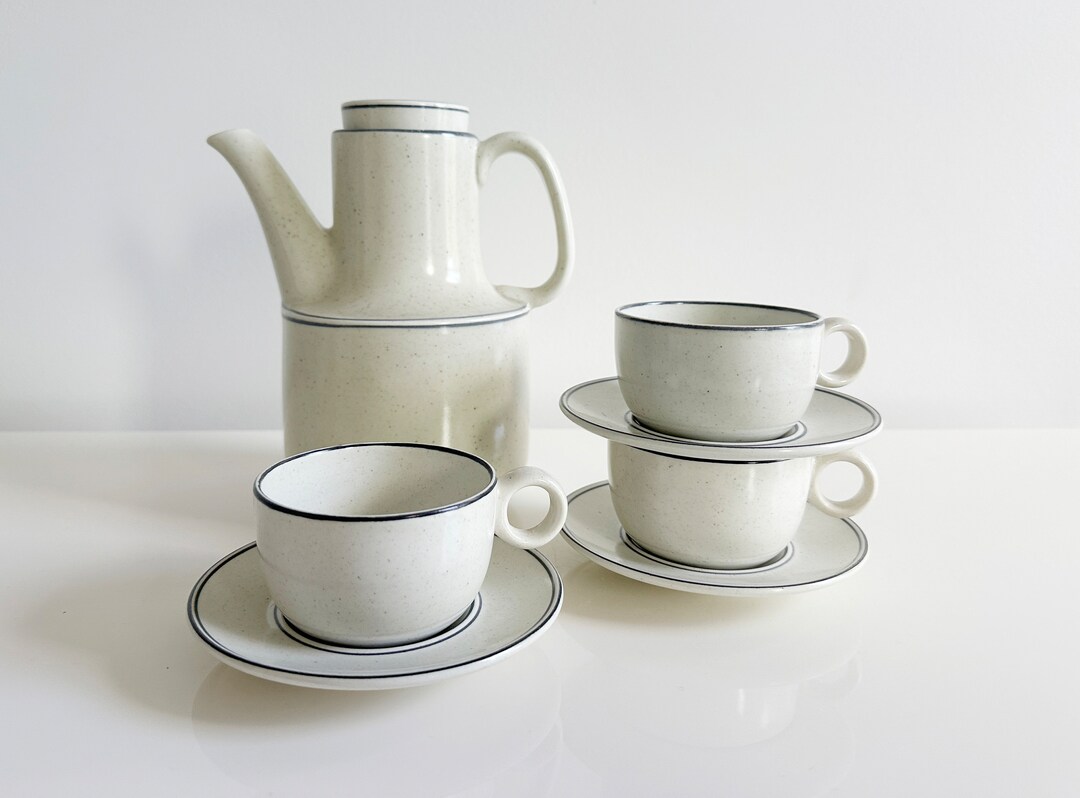 BIRKA Blue Coffee Pot & 3 Cups, Saucers by Stig Lindberg for ...