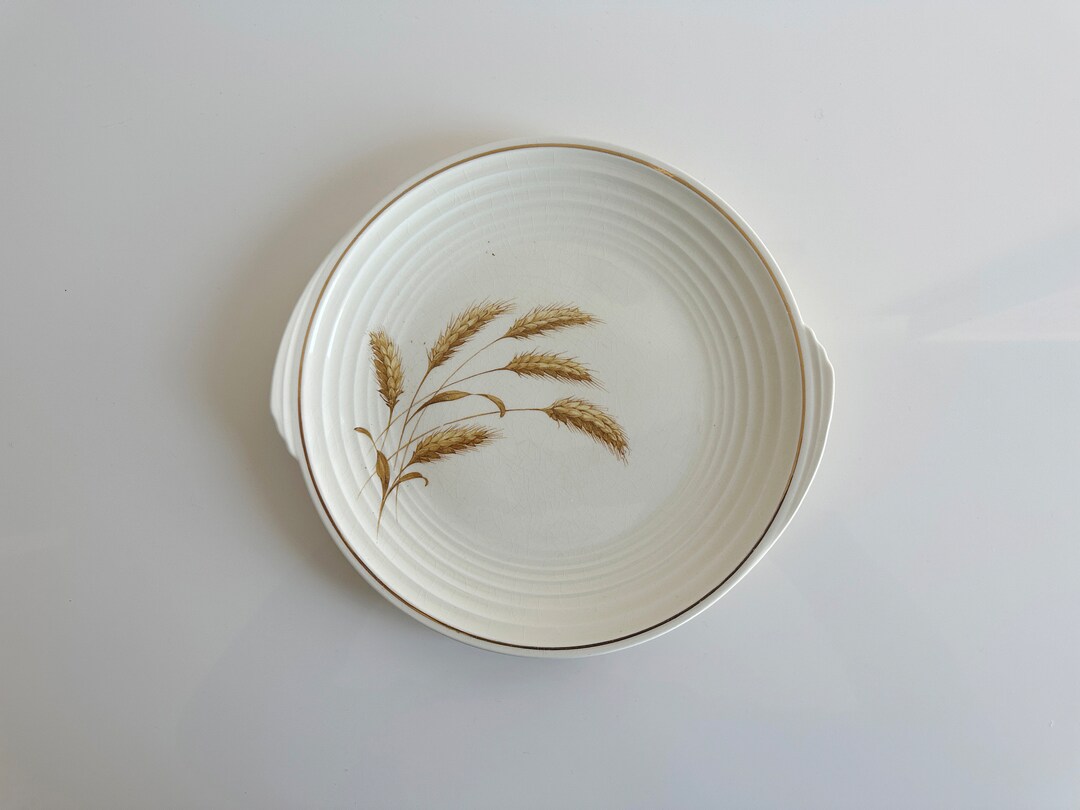 Golden Wheat Yorktown Art Deco Dinnerware 22 Karat Gold by Edwin ...