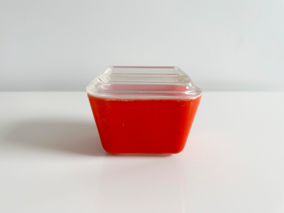 Mid-century Red Pyrex Refrigerator Dish With Glass Lid #501 USA Vintage ...