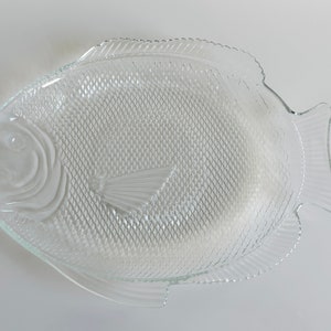 Anchor Hocking Pressed Glass Fish Plates Luncheon Dishes & 15" Platter ...