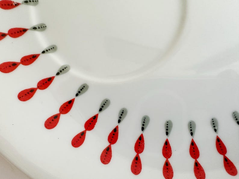 Set of 6 Mid-century Style Snack Plates Red Gray Feather Rim Vintage ...