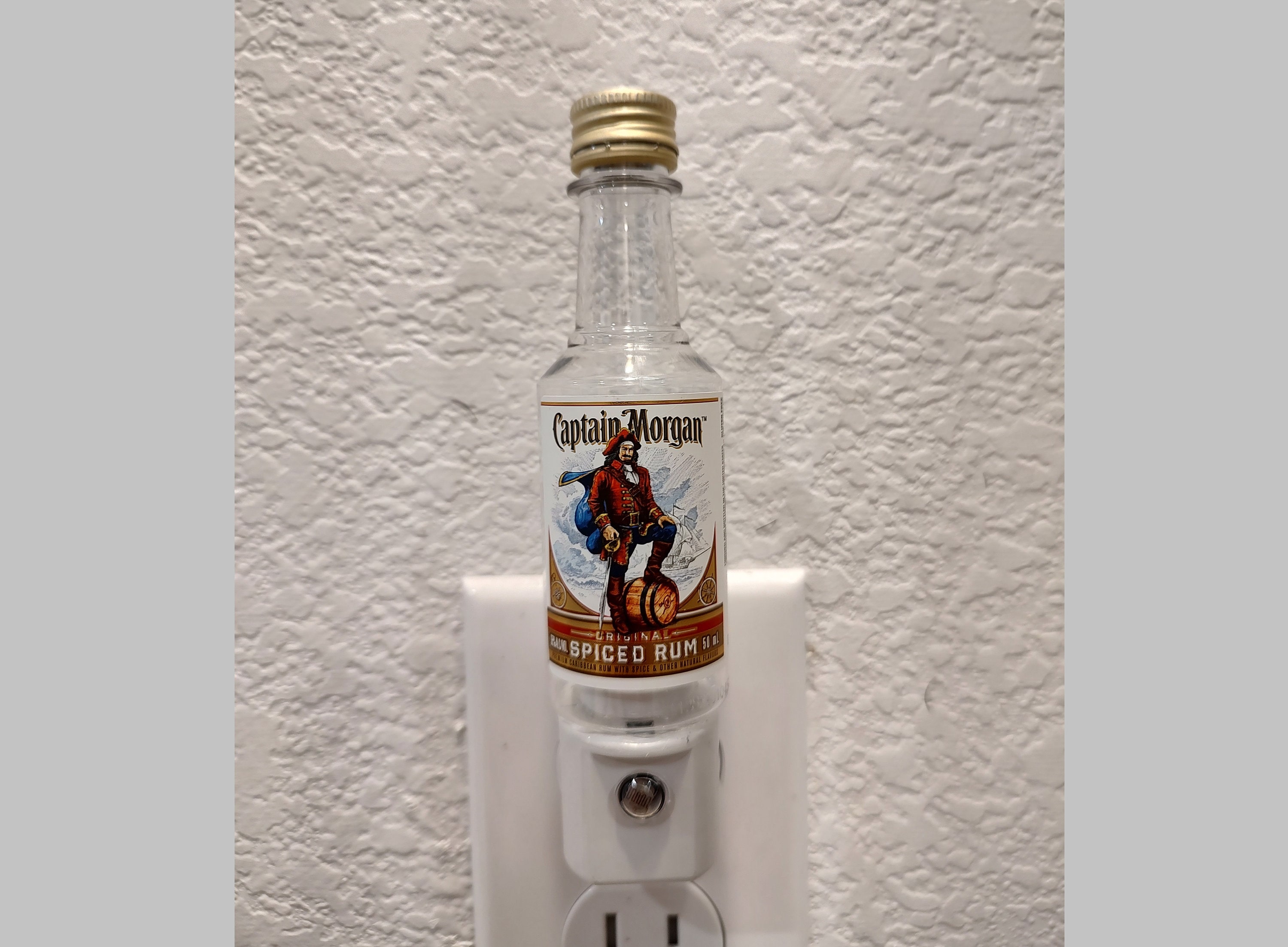 Captain Morgan Mini Liquor Bottle Night Light - Etsy