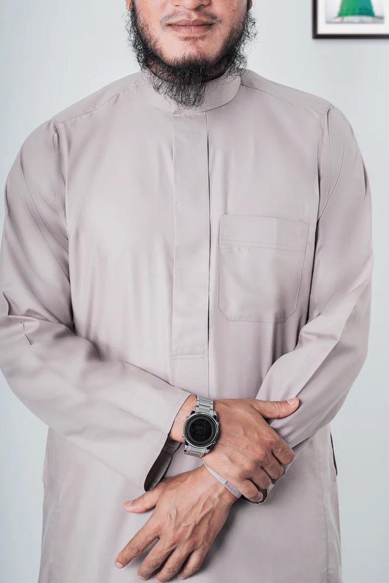 Classic Saudi Thobe | Islamic Jubba for Men | Tailored for Your Size - Etsy