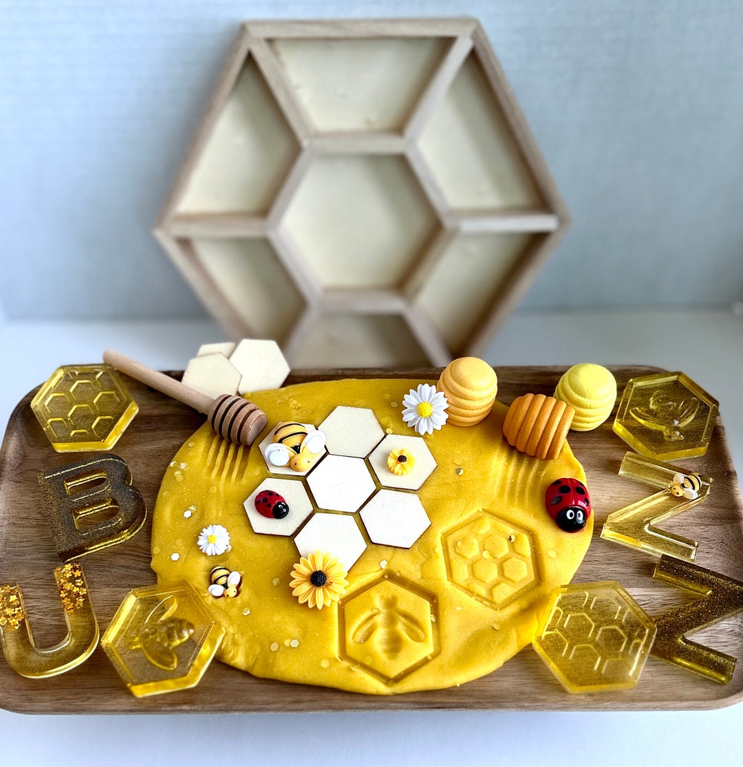 Spring Playdough Kit Honeybee Playdoh Kit Wooden Tinker Tray Kids Gift ...
